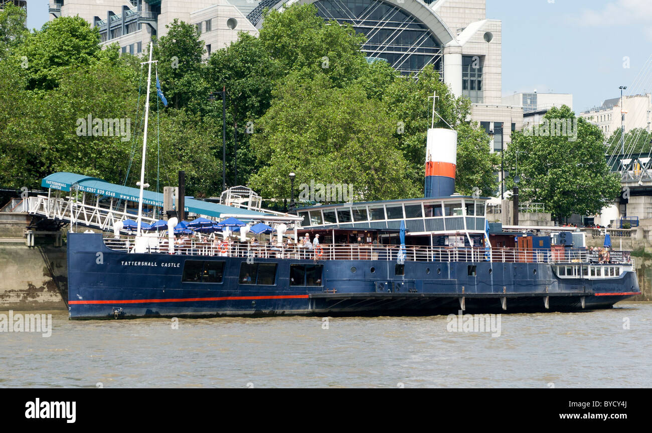 Tattershall castle hi-res stock photography and images - Alamy