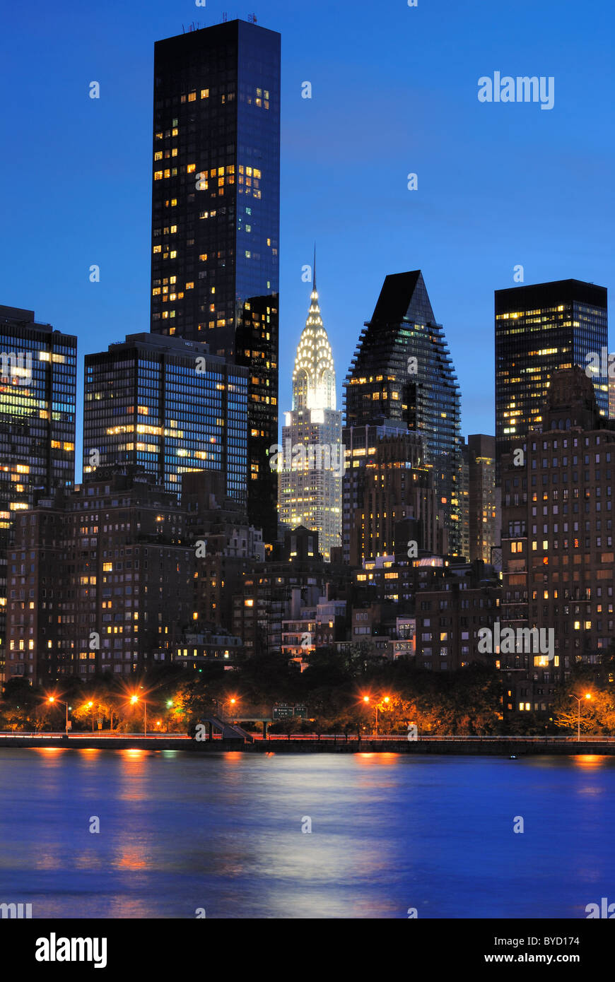 Vertical view of the New York City skyline at midtown Manhattan from ...