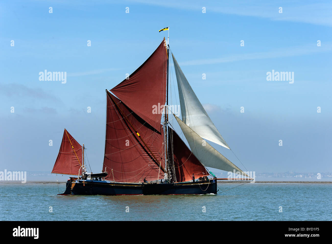 Mizzen topsail hi-res stock photography and images - Alamy