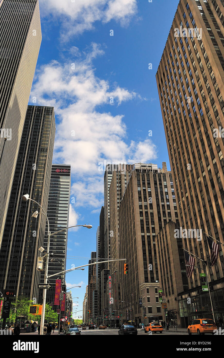 Rockefeller center complex buildings hi-res stock photography and ...