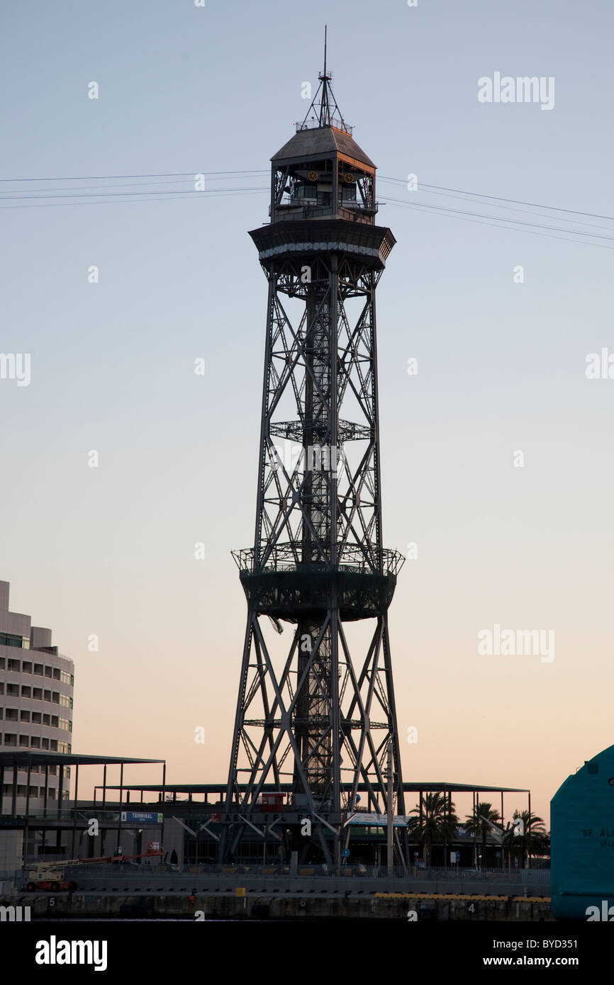 Car tower hi-res stock photography and images - Alamy