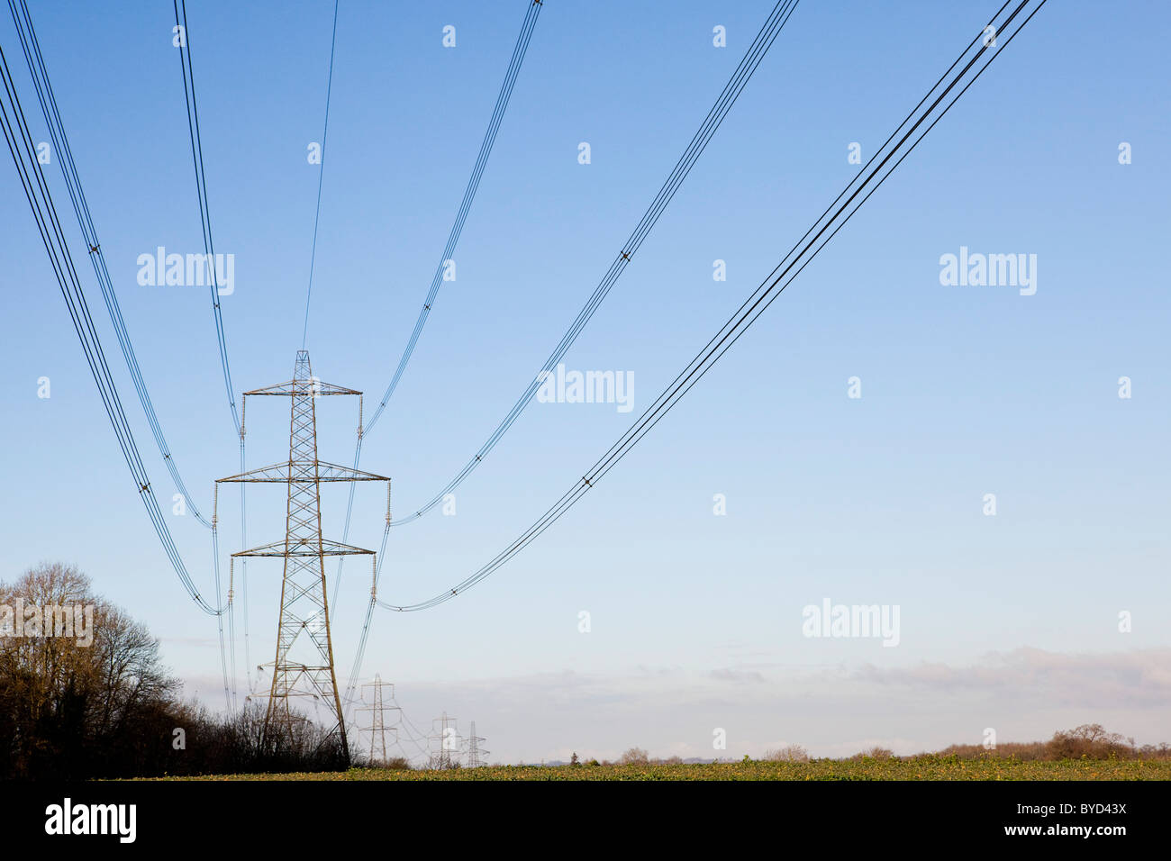 Grid network hi-res stock photography and images - Alamy