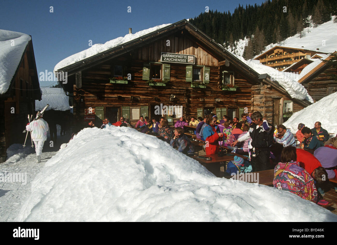 Chalet style bar hi-res stock photography and images - Alamy