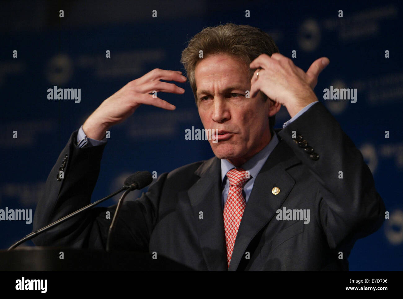 Norm coleman hi-res stock photography and images - Alamy