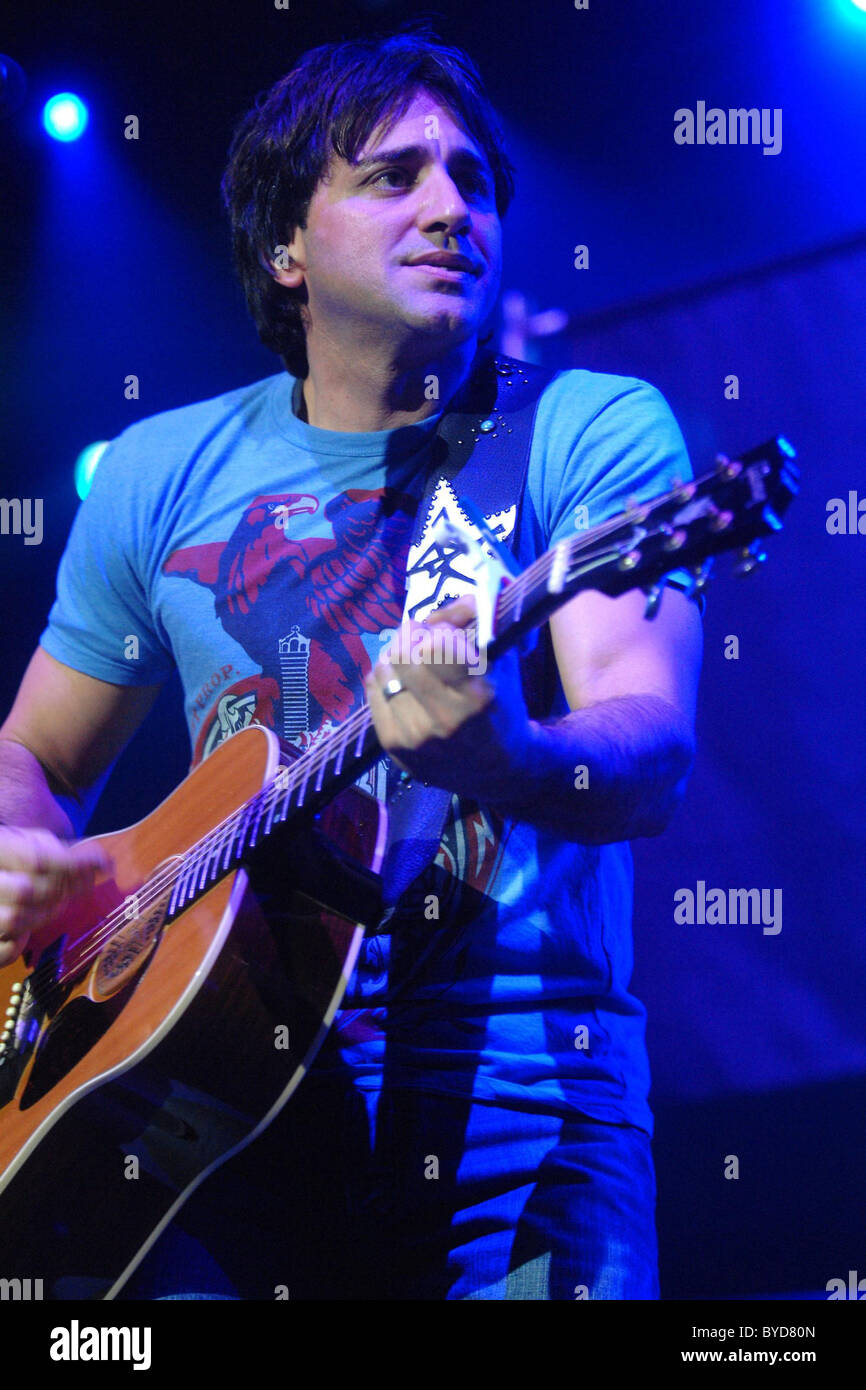 Steve Azar performing live in concert at the Madison Square Garden New ...
