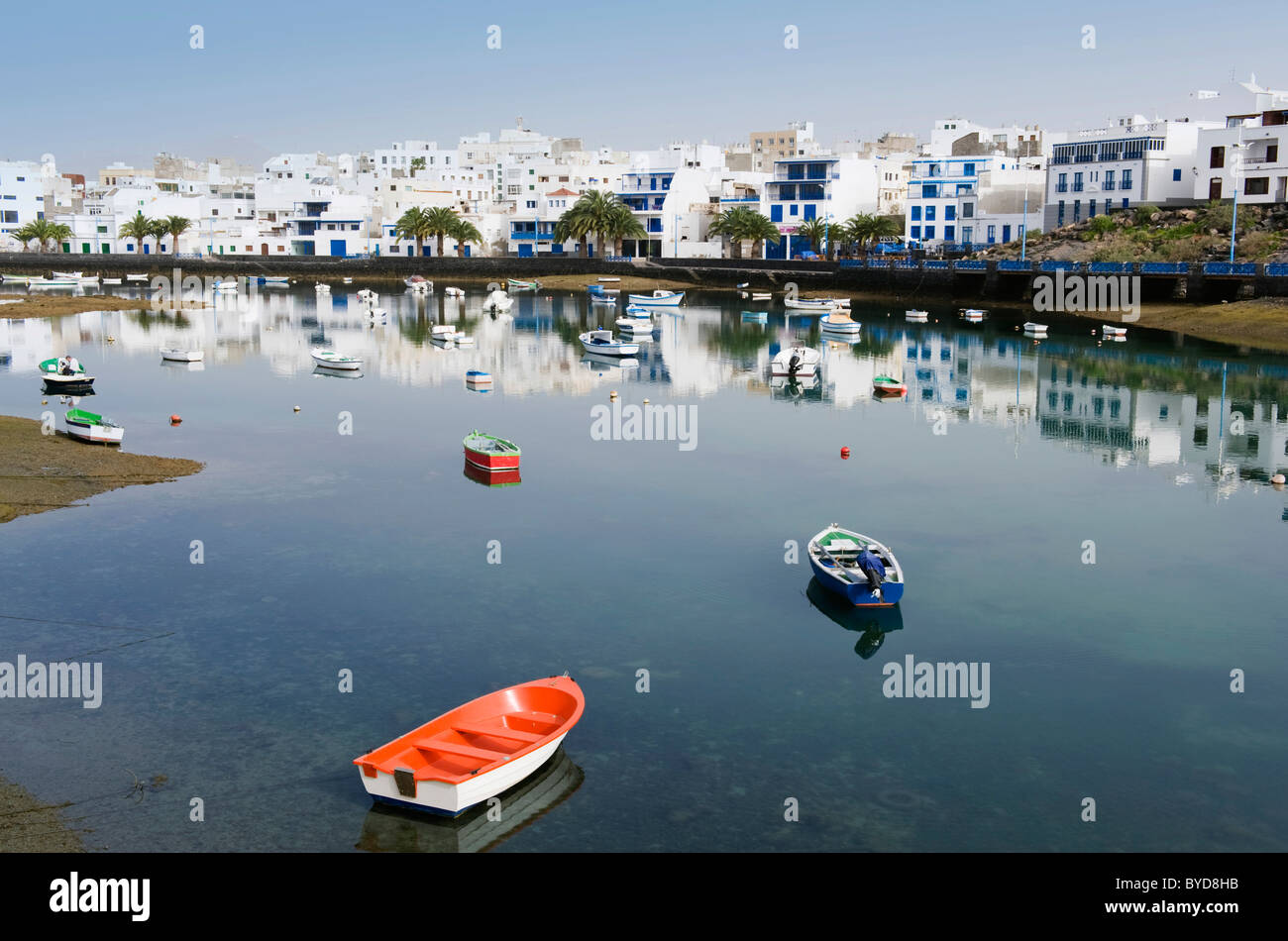 Arrecife port hi-res stock photography and images - Alamy