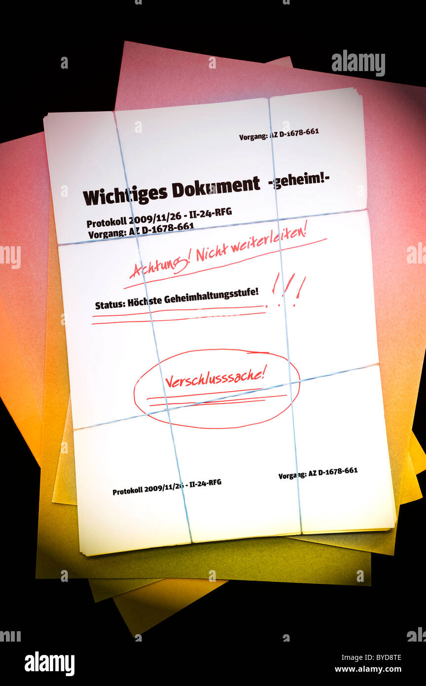 Papers, lettering "Wichtiges Dokument", German for "important document ...