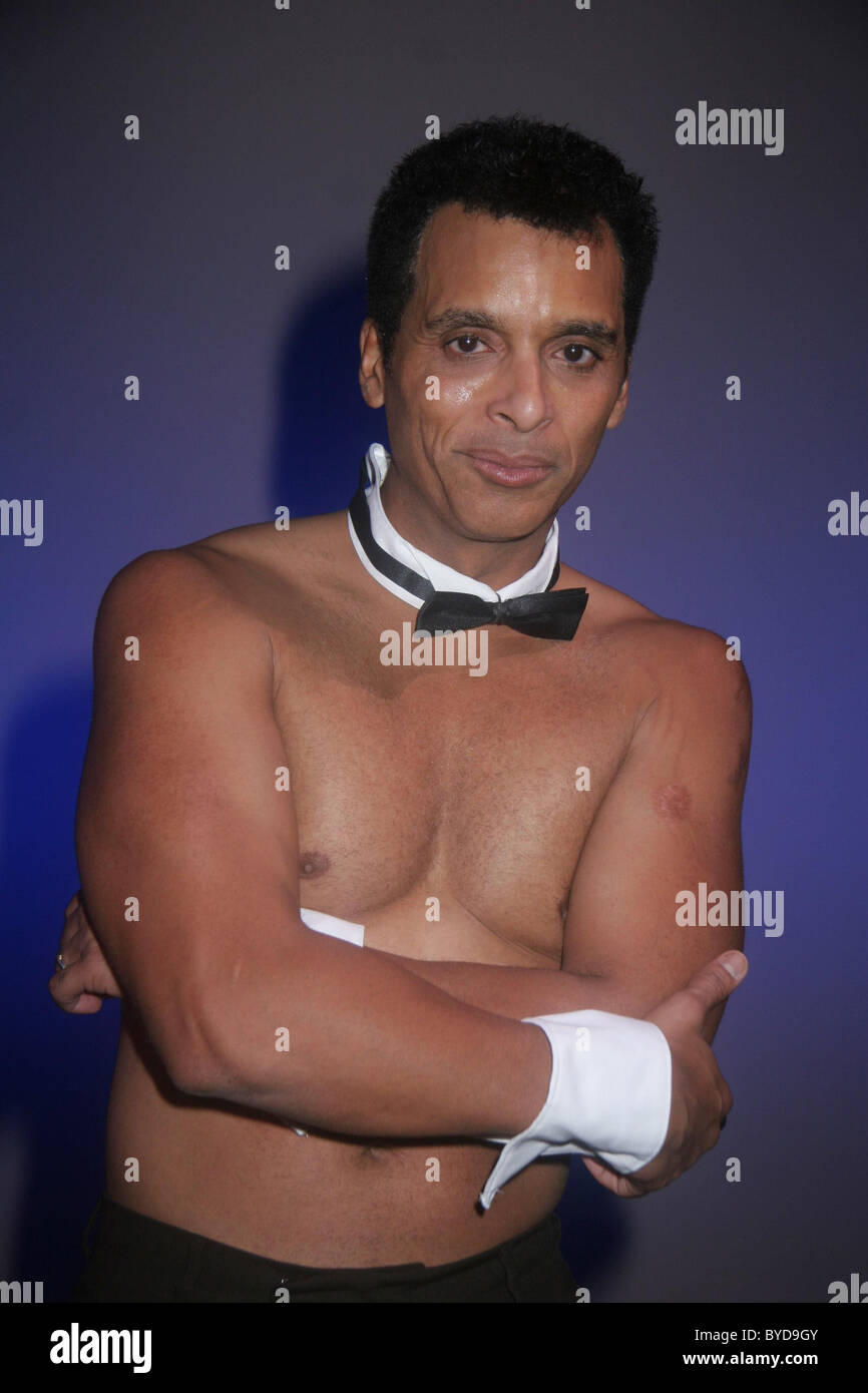Jon Secada and wife celebrate their wedding anniversary at the ...