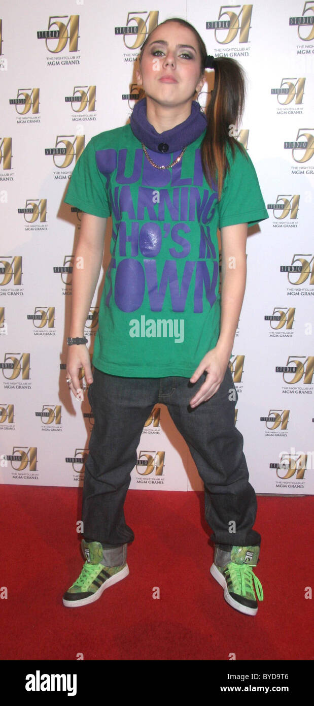 Lady sovereign hi-res stock photography and images - Alamy