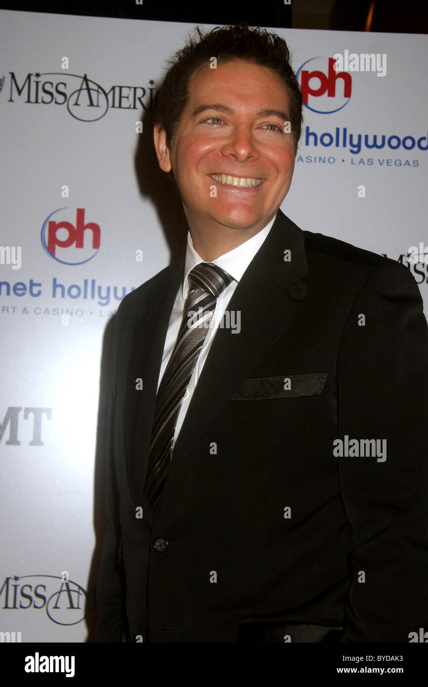 Michael Feinstein 2007 Miss America Press Conference with the Judges ...
