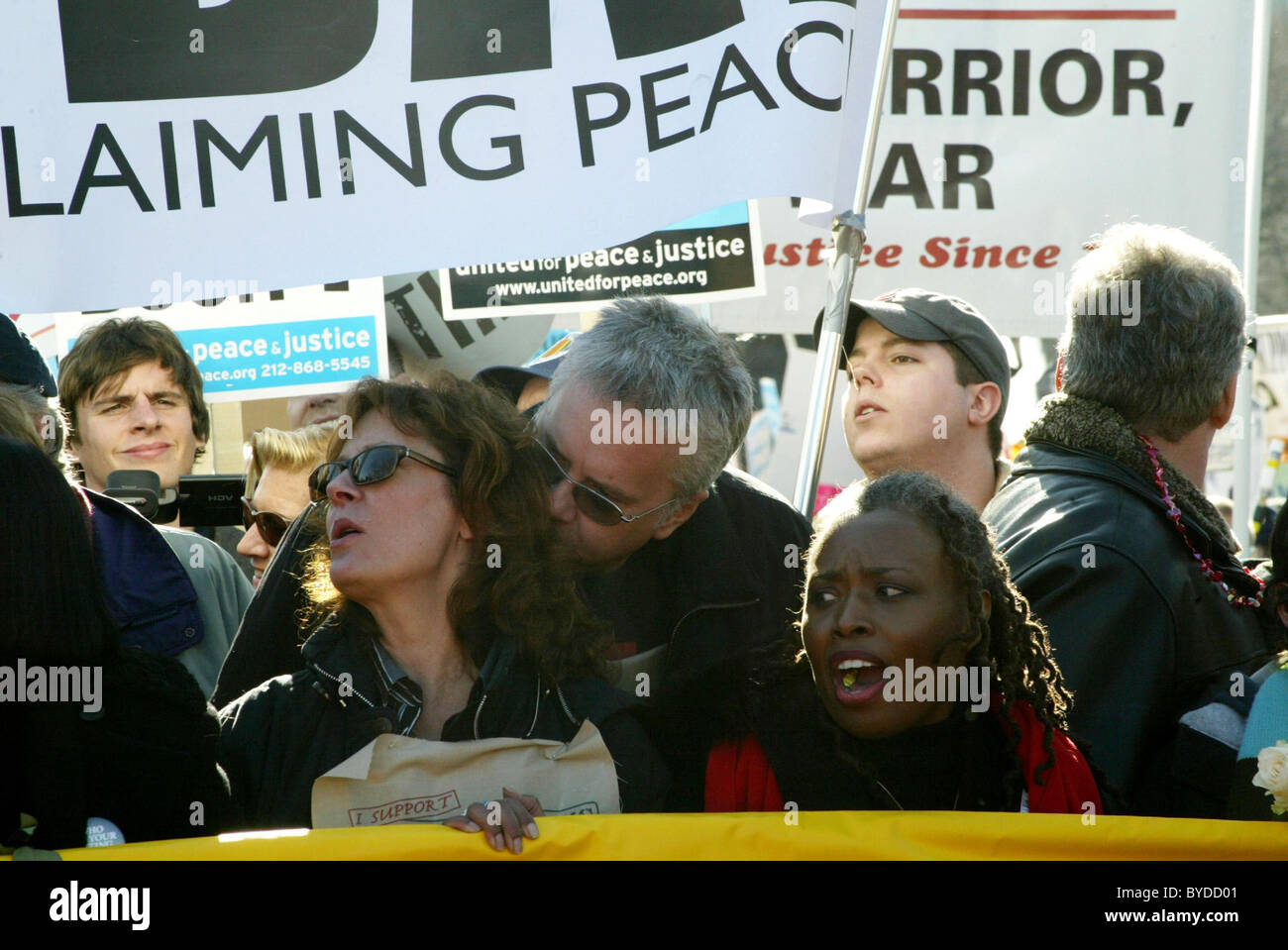 Susan Sarandon and Tim Robbins Code Pink and United For Justice with ...