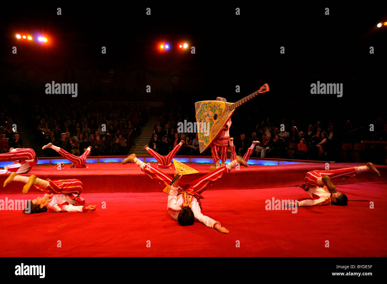 Acrobatic circus troupe, Troupe Mayorov, Circus Krone, Munich, Bavaria ...