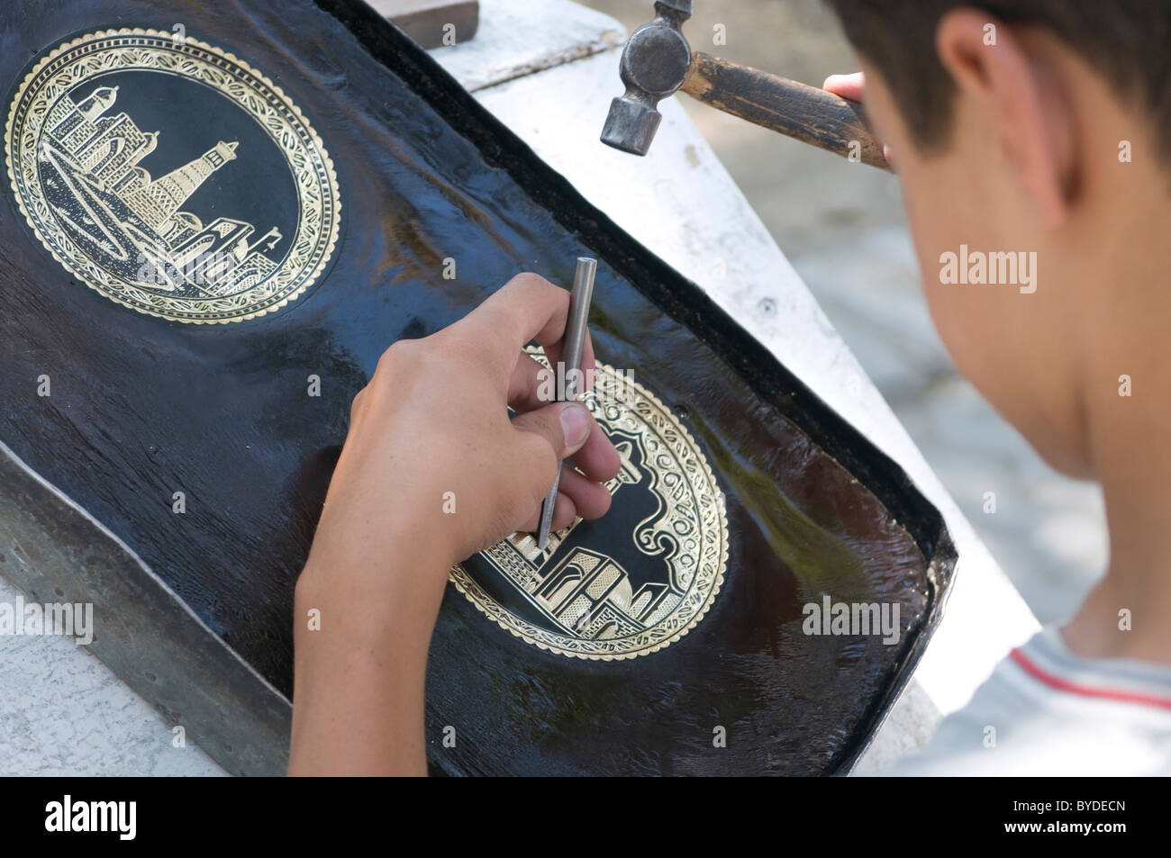 Asia crafts hi-res stock photography and images - Alamy