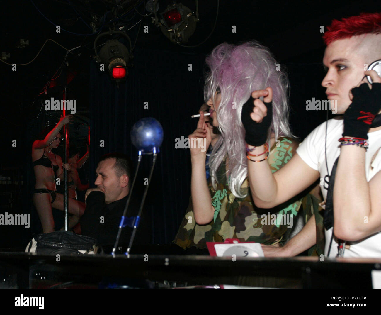 Pete Bennett and Jodie Harsh Big Brother winner Pete Bennett DJs at ...