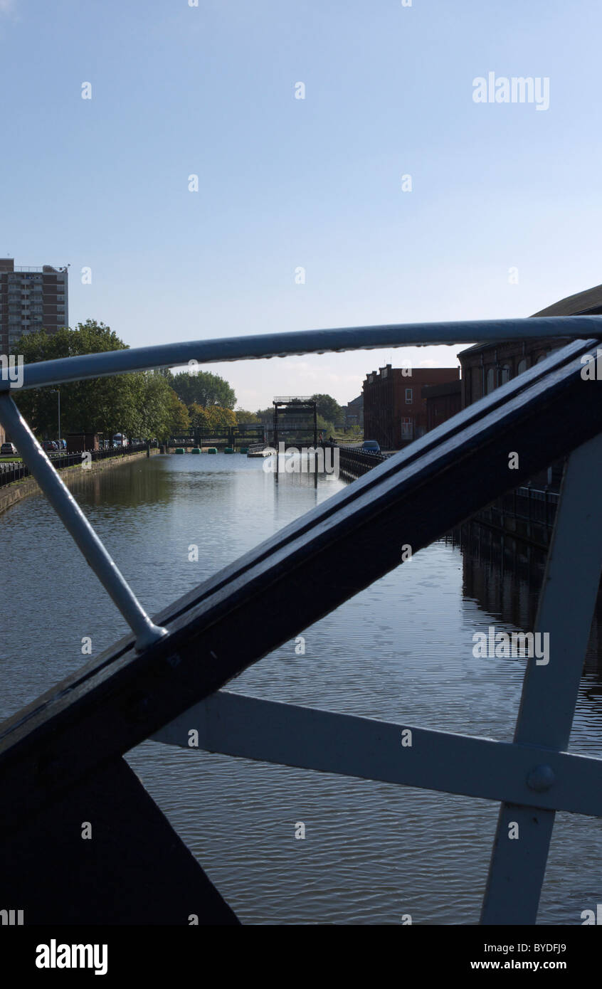 Metal bridge across the river witham in Lincoln Stock Photo - Alamy