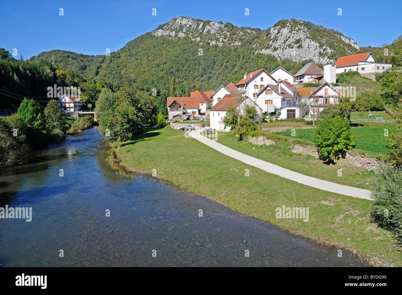 Aribe village aezkoa valley hi-res stock photography and images - Alamy