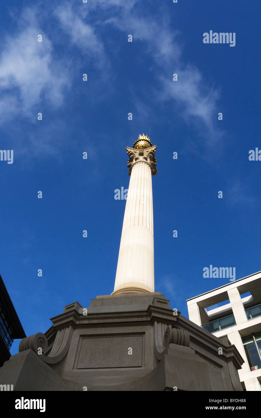 St pauls square obelisk in the city of London Stock Photo - Alamy