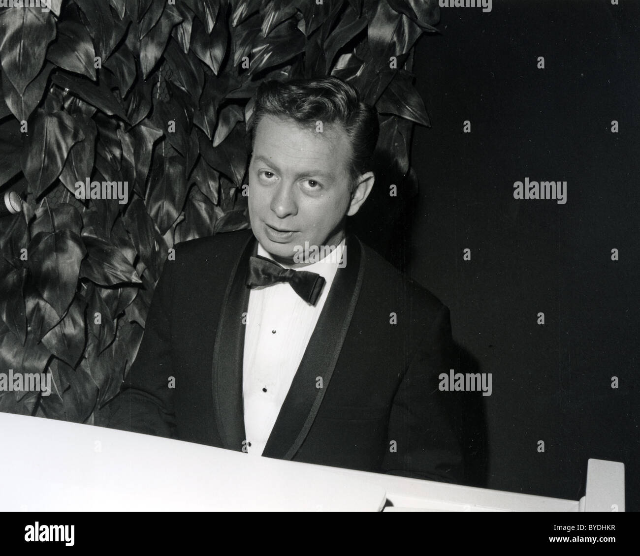 MEL TORME (1925-1999) US jazz singer, arranger and actor Stock Photo ...