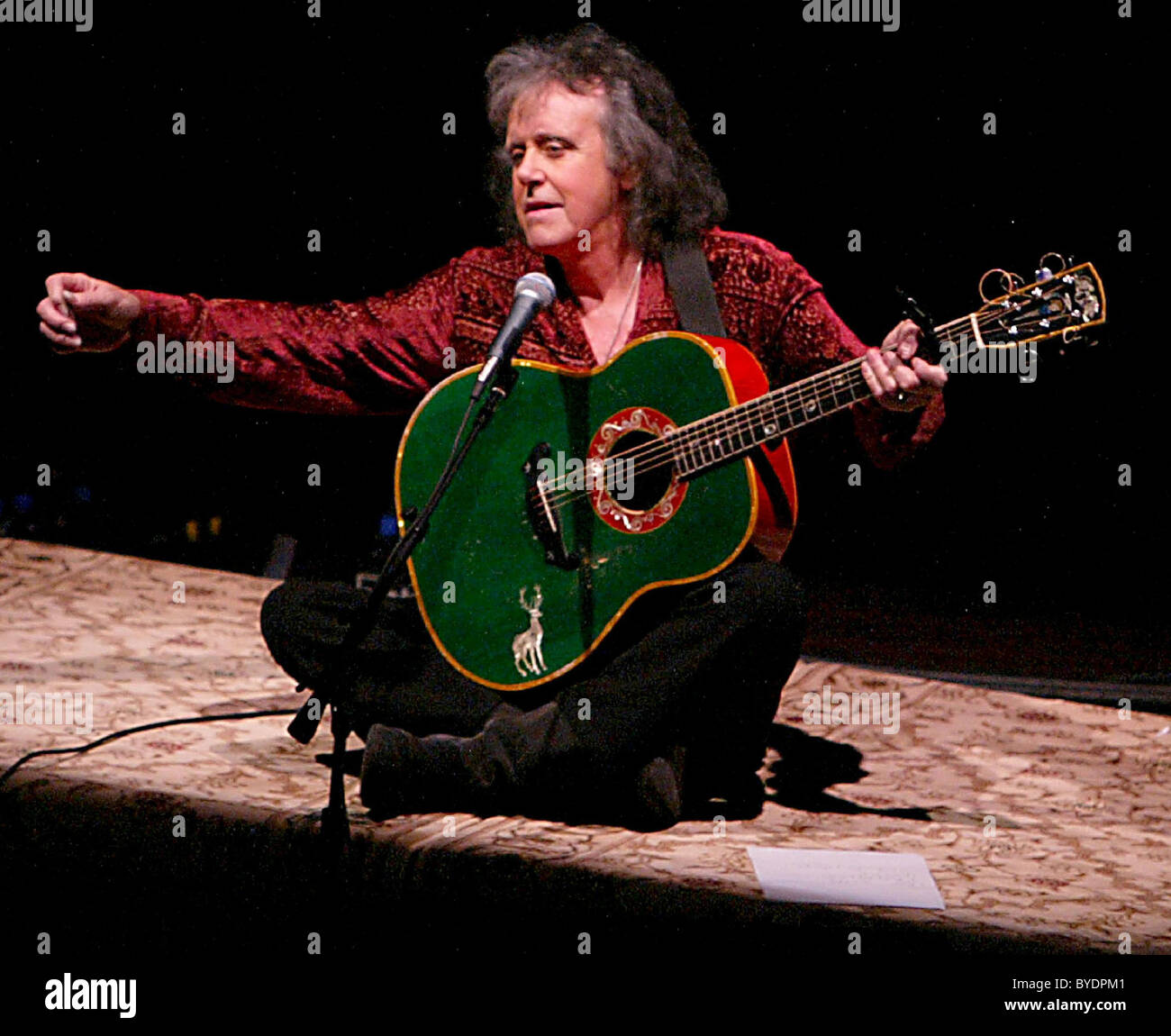 Donovan performing live An Evening with David Lynch and Donovan ...