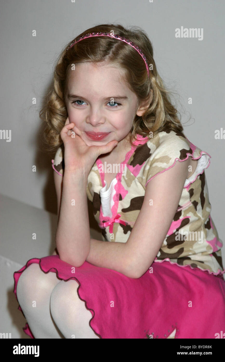 Darcy Rose Byrnes 'Young and the Restless' celebrate 18 years as the ...