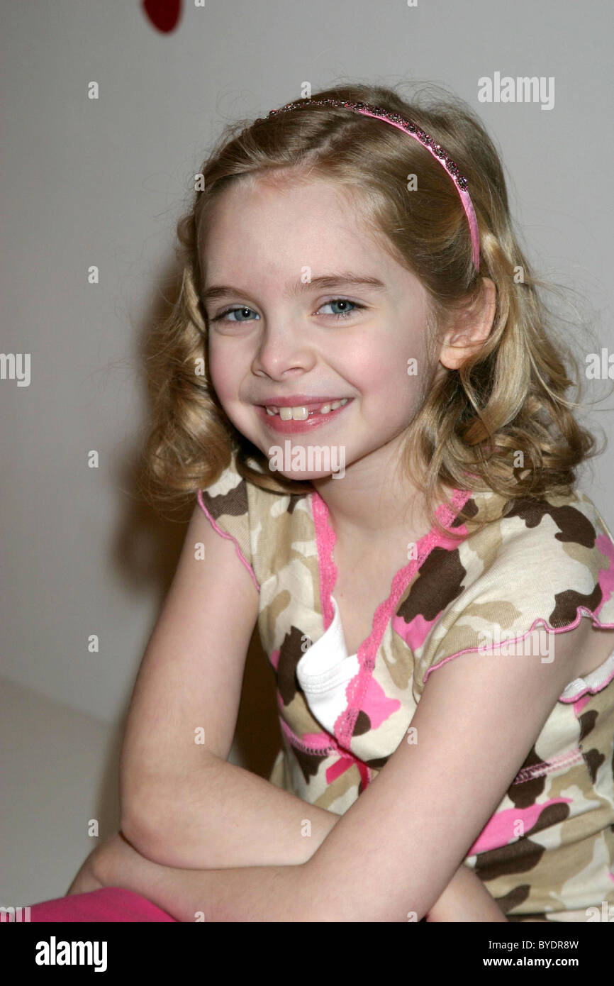Darcy Rose Byrnes 'Young and the Restless' celebrate 18 years as the ...
