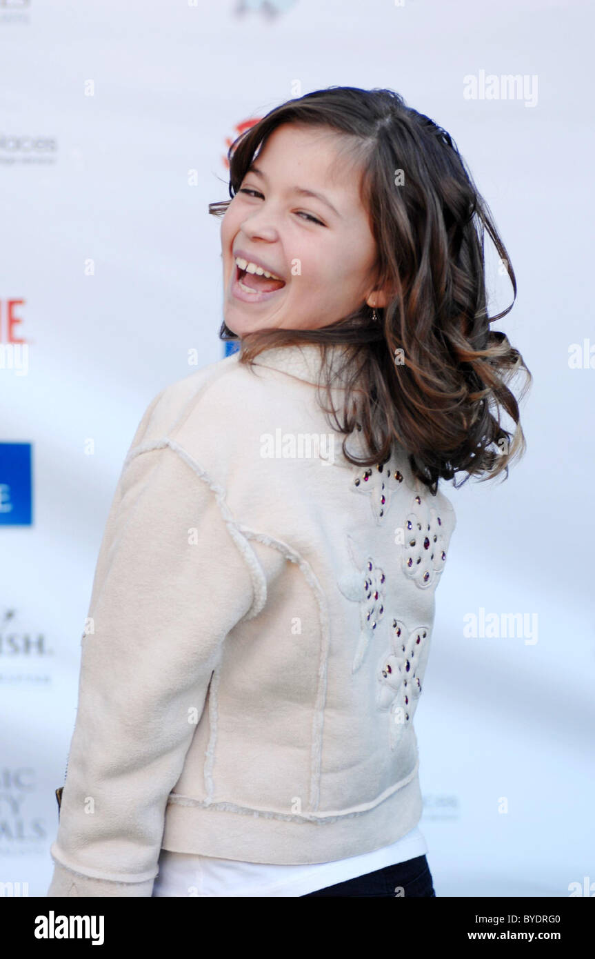 Allison Navarro Showtime Network presents the 2007 Pre Golden Globes ...