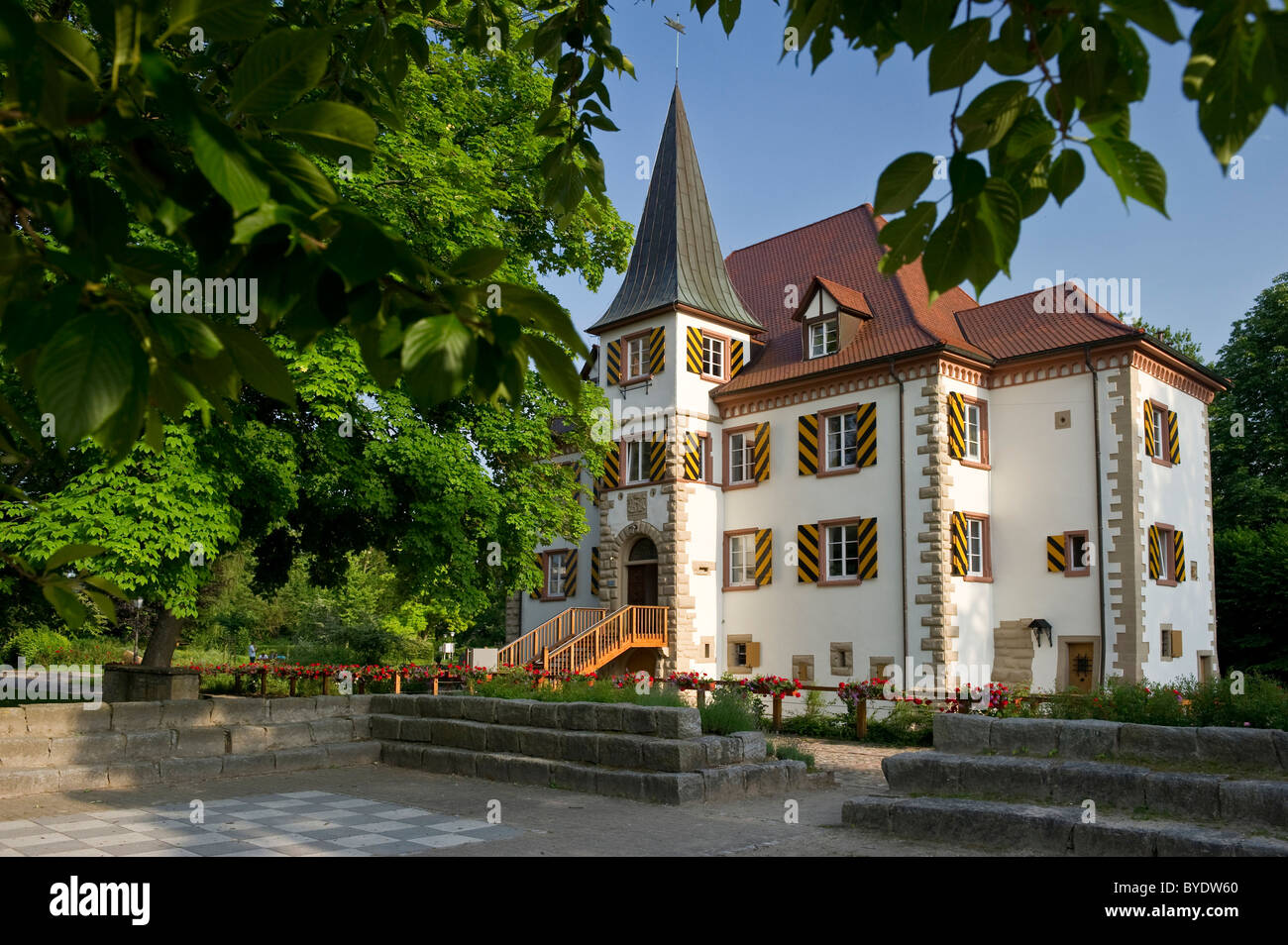 Wasserschloss Entenstein moated castle in Schliengen, Markgraeflerland ...
