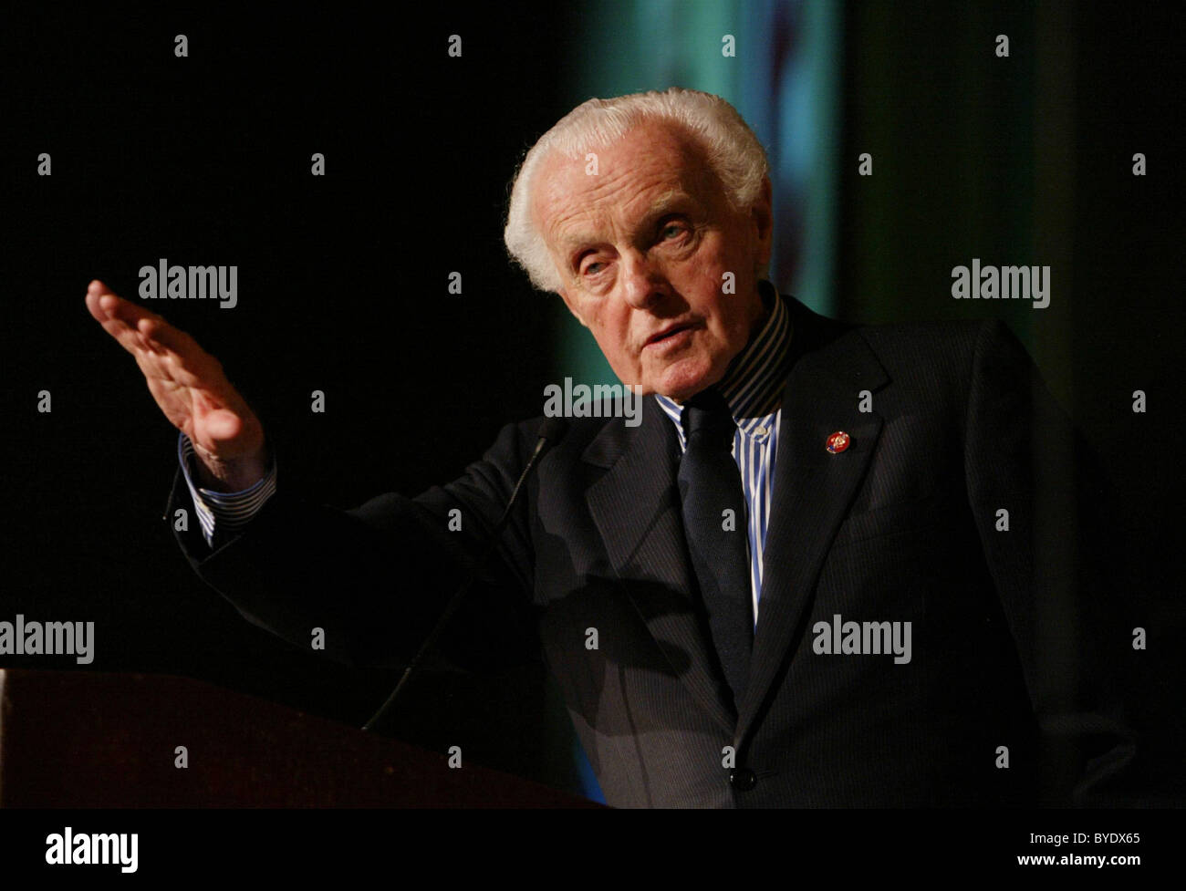 Tom lantos hi-res stock photography and images - Alamy