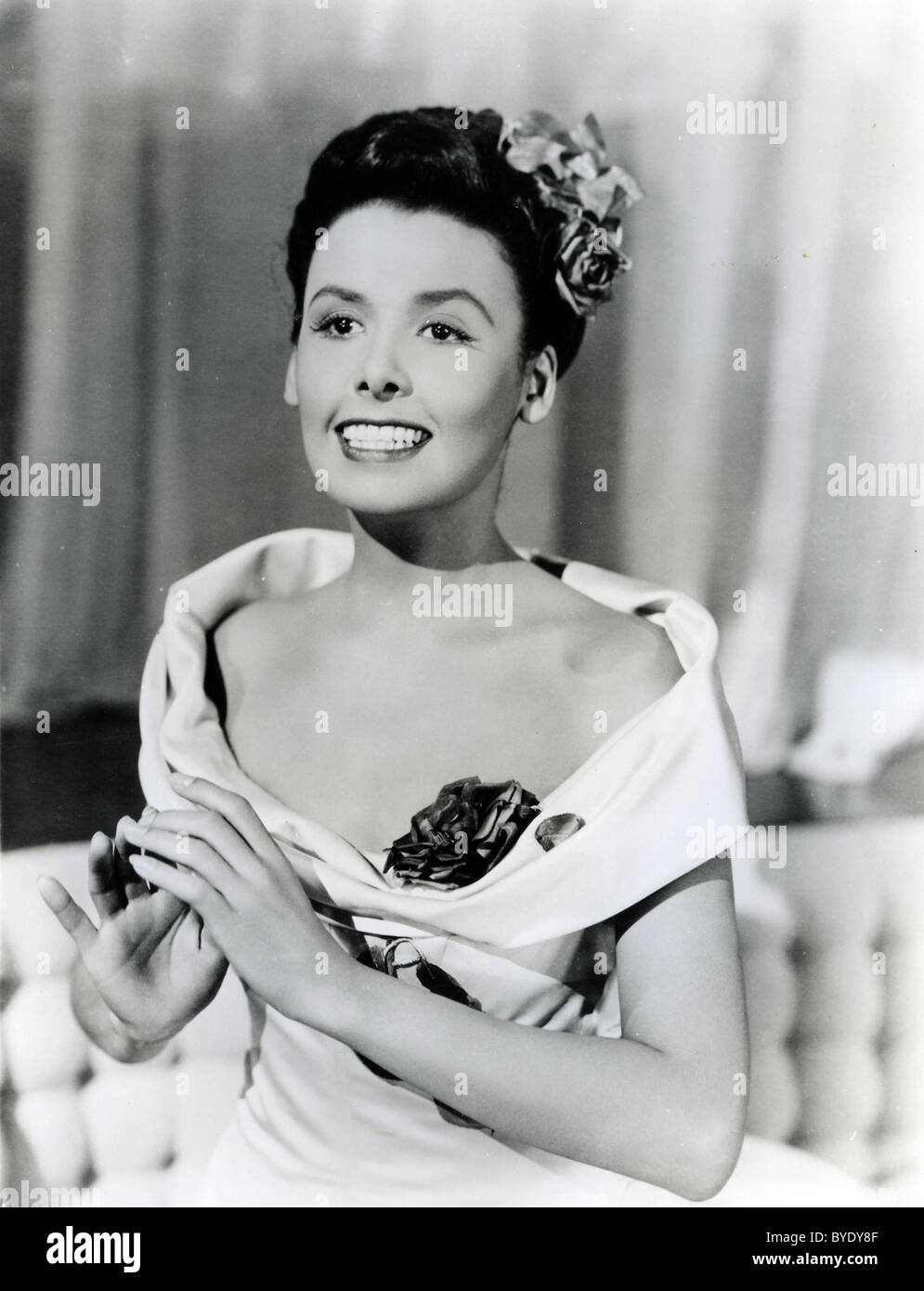 LENA HORNE (1917-2010) US singer, actress and civil rights activist ...