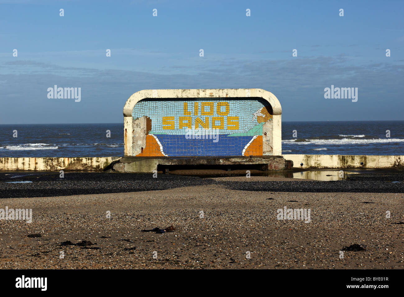 Lido sands margate hi-res stock photography and images - Alamy