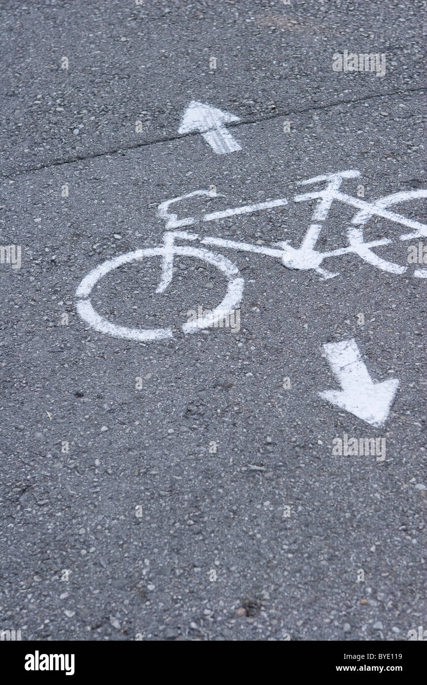 Bike arrows hi-res stock photography and images - Alamy