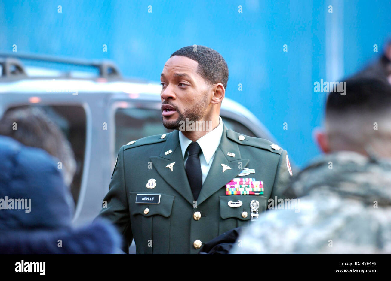 Will Smith on the film set of 'I Am Legend' at the Brooklyn Bridge New ...