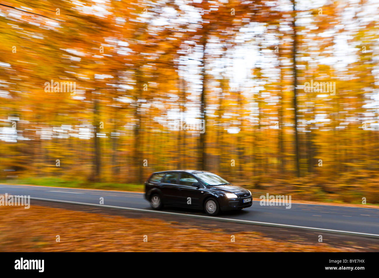 Driving on country roads hi-res stock photography and images - Alamy