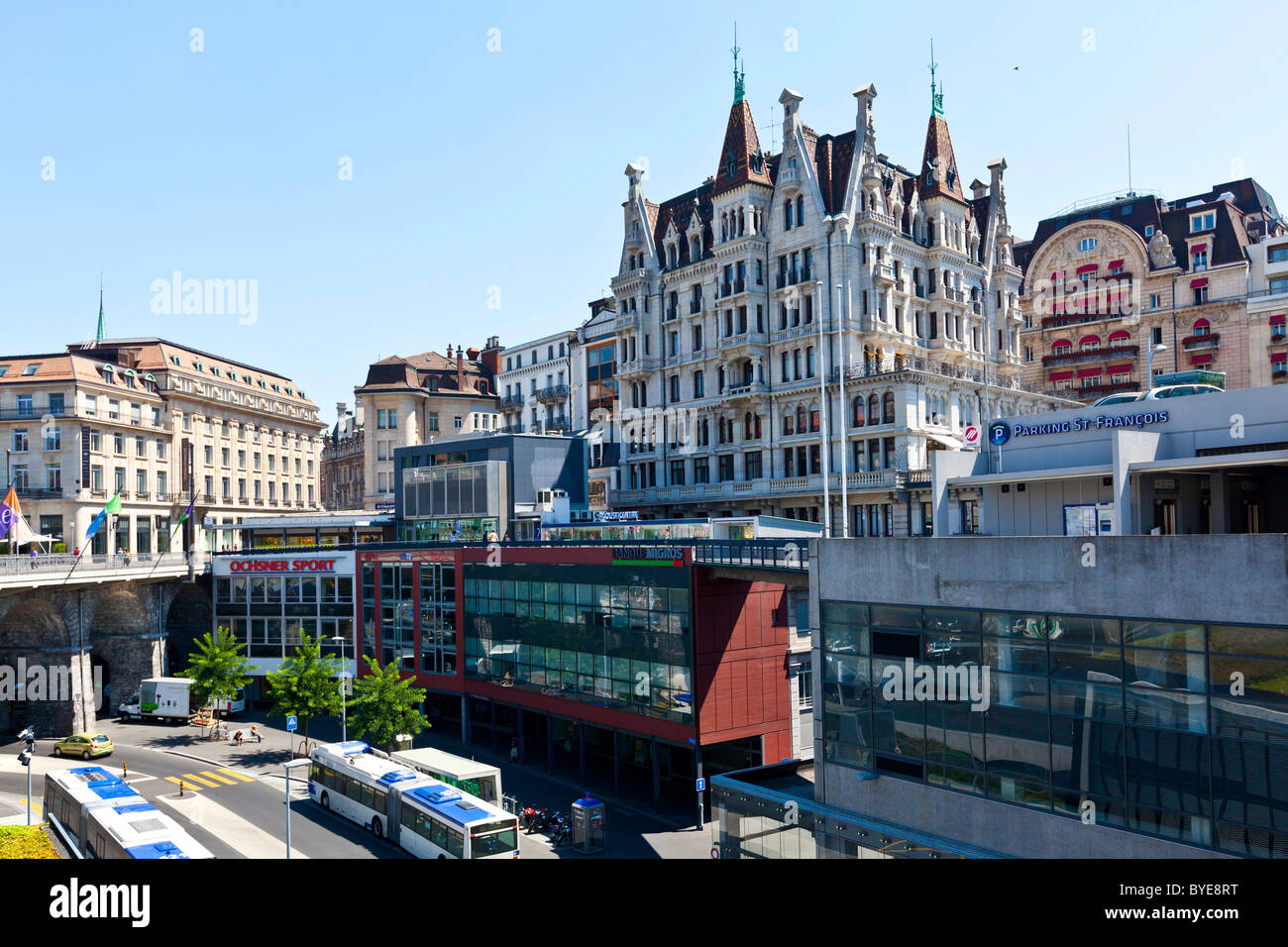 Europe square hi-res stock photography and images - Alamy