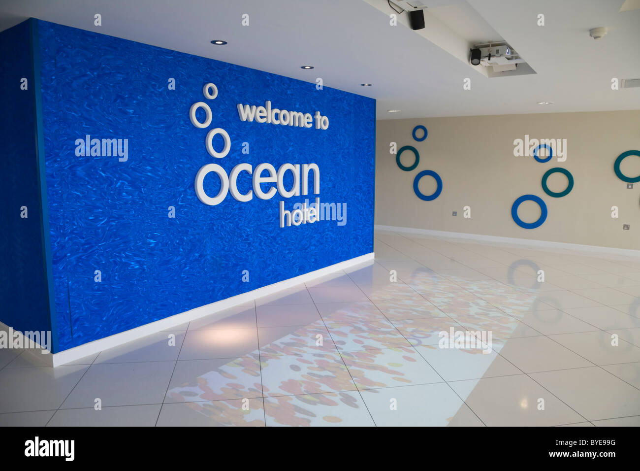 Butlins sign logo hi-res stock photography and images - Alamy