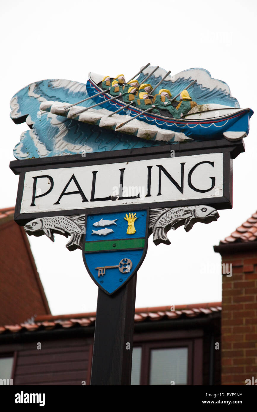 Palling hi-res stock photography and images - Alamy