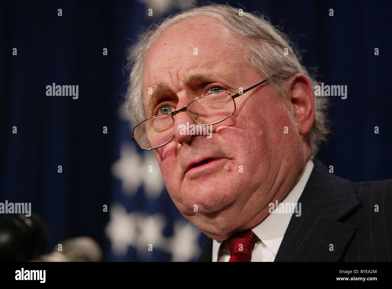 Carl Levin on a talk on bipartisan resolution expressing opposition to ...