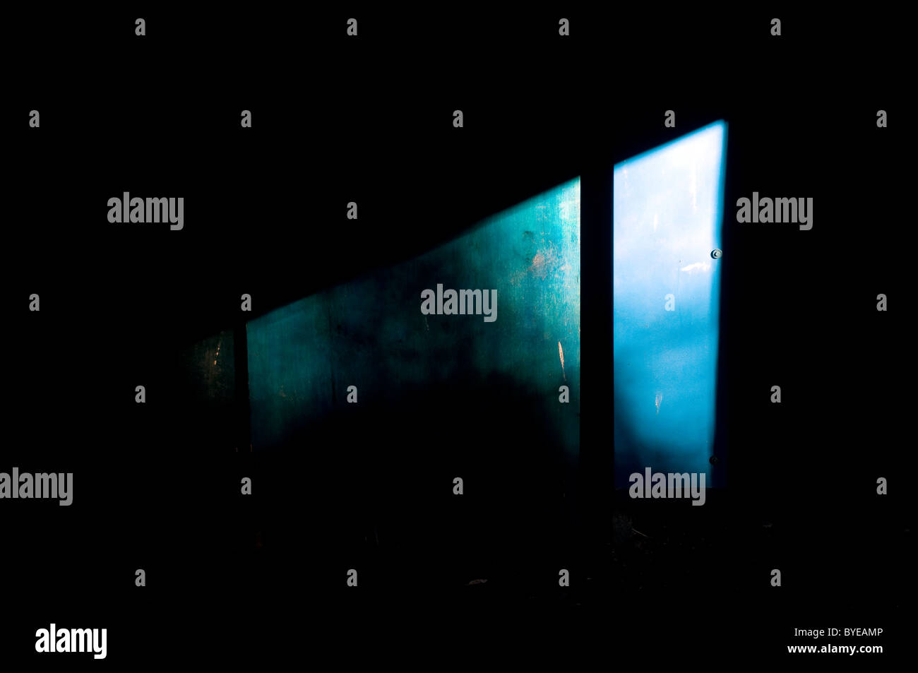Blue and aqua stripes hi-res stock photography and images - Alamy