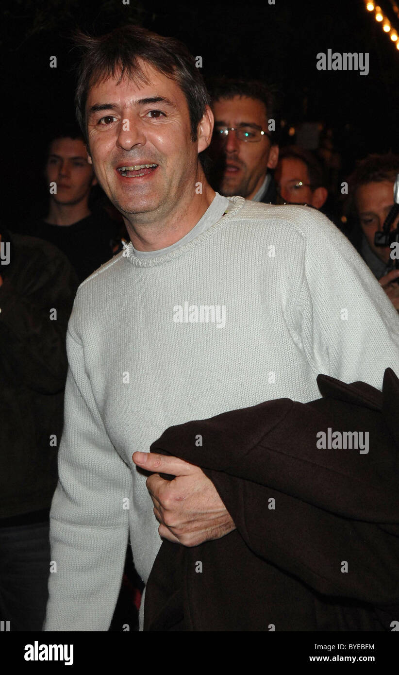 Guys and dolls vip performance arrivals london hi-res stock photography ...