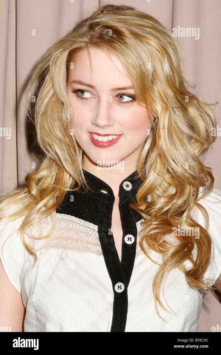 Amanda Heard In Style and Diamond Information Center Host The 6th ...