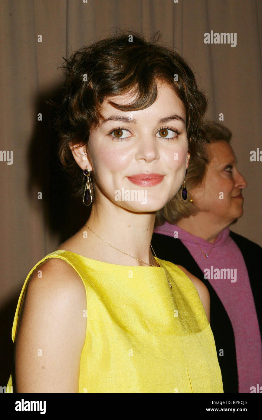 Nora Zehetner In Style and Diamond Information Center Host The 6th ...