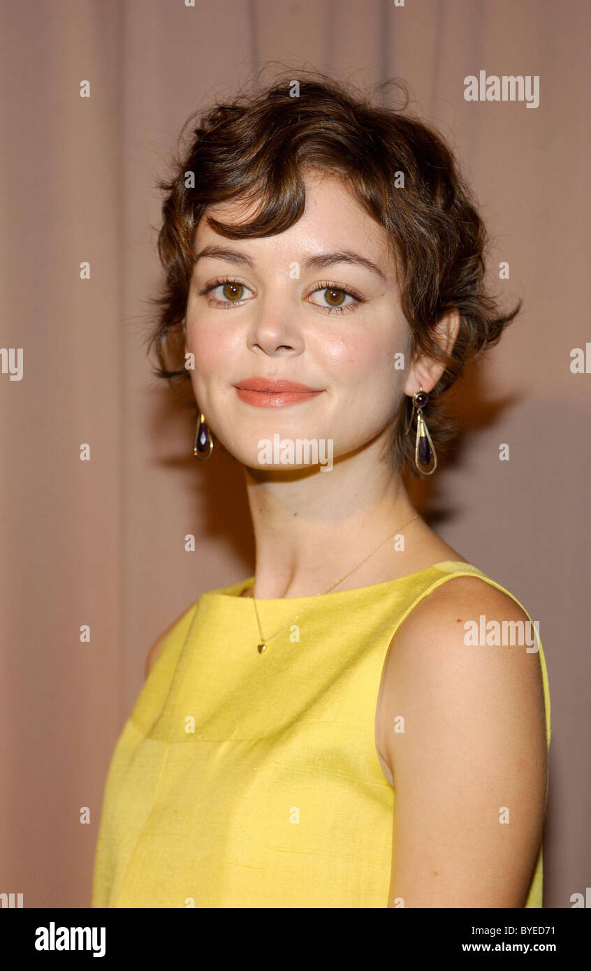 Nora Zehetner In Style and Diamond Information Center Host The 6th ...