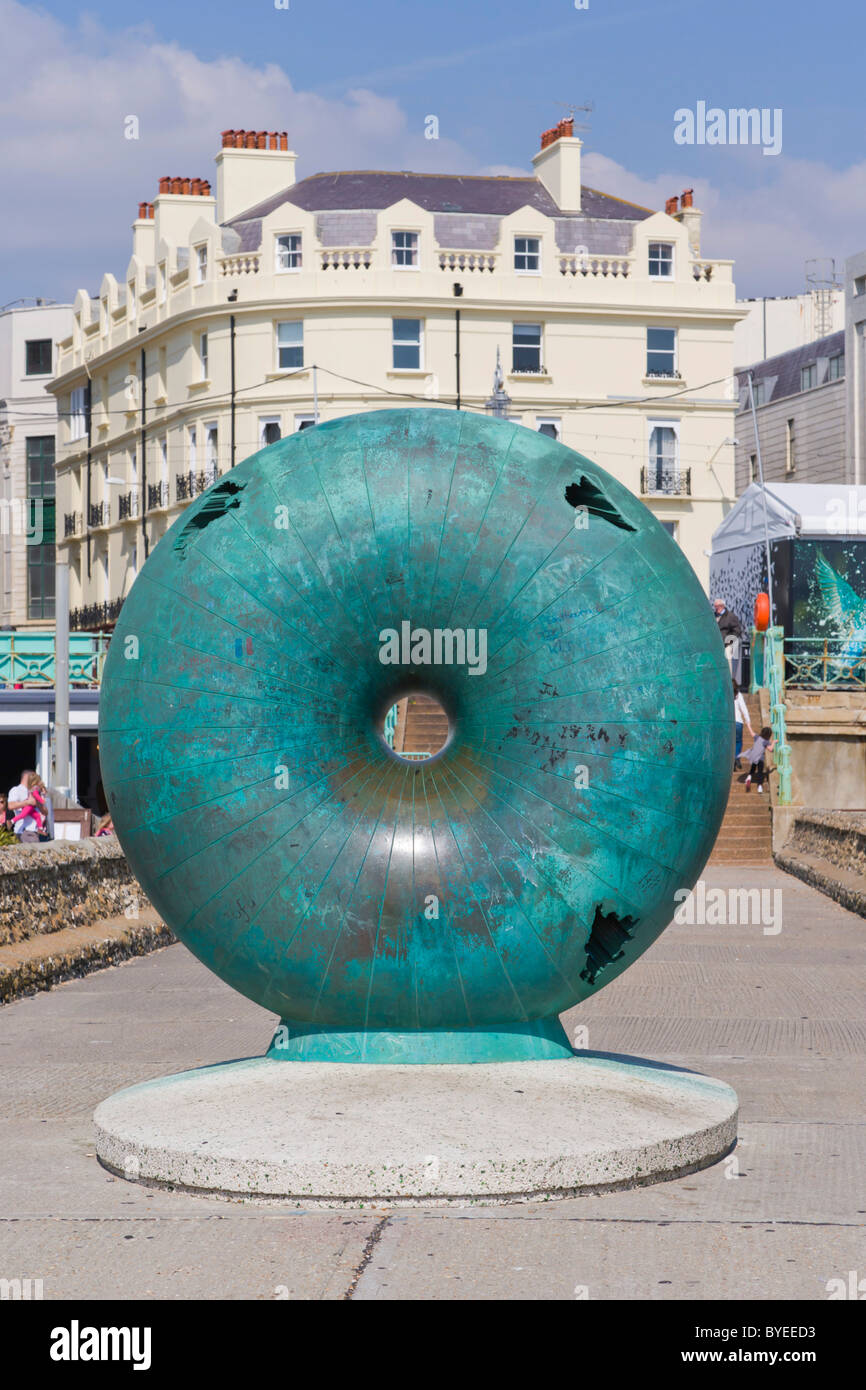 The Big Green Bagel, Seasick Doughnut, sculpture, beach next to ...