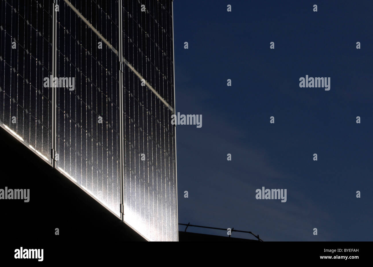 Blue side panels hi-res stock photography and images - Alamy