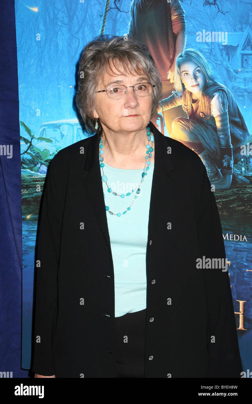 Katherine paterson hi-res stock photography and images - Alamy