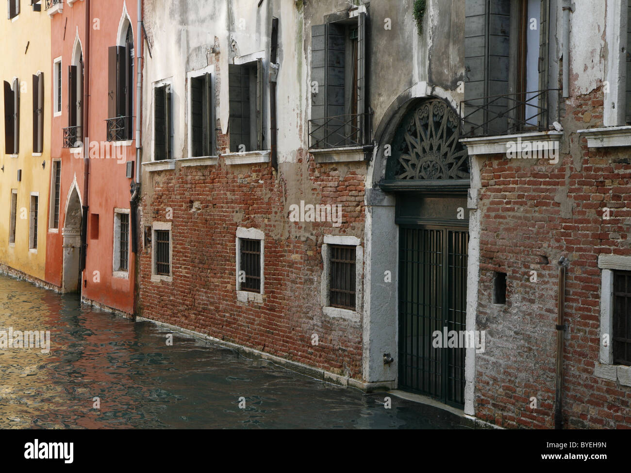 Canal backwater venice italy hi-res stock photography and images - Alamy