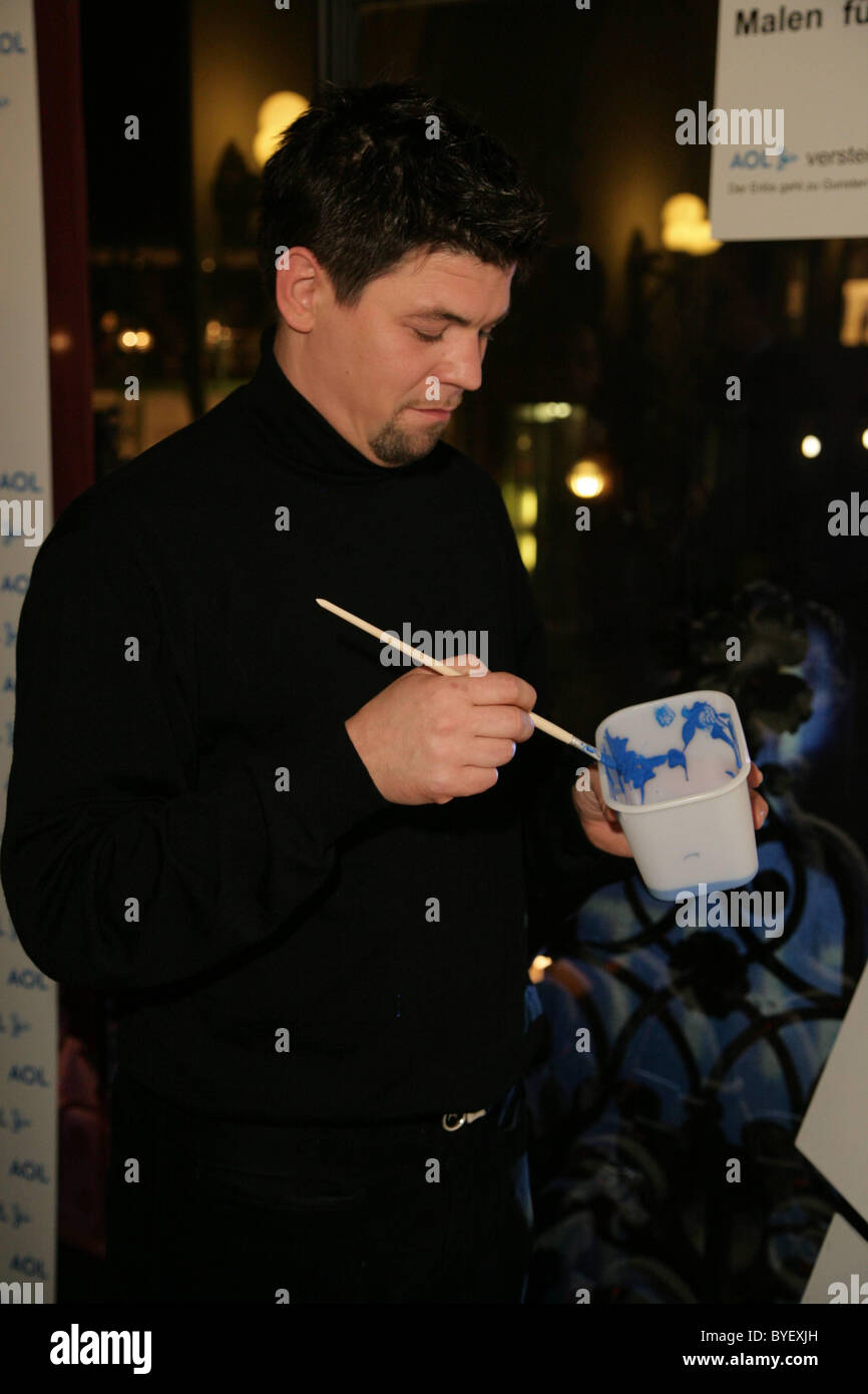 Tim Maelzer AOL Media Night at restaurant Bank Hamburg, Germany - 06.02 ...