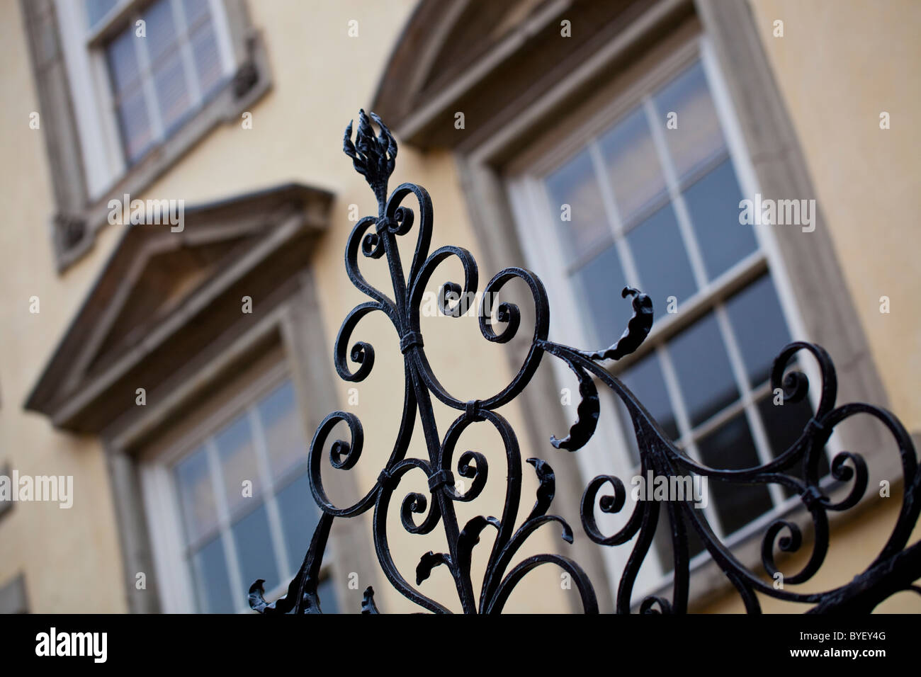 Georgian windows hi-res stock photography and images - Alamy