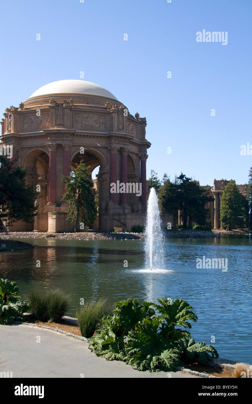 The Exploratorium in San Francisco, California, USA Stock Photo - Alamy