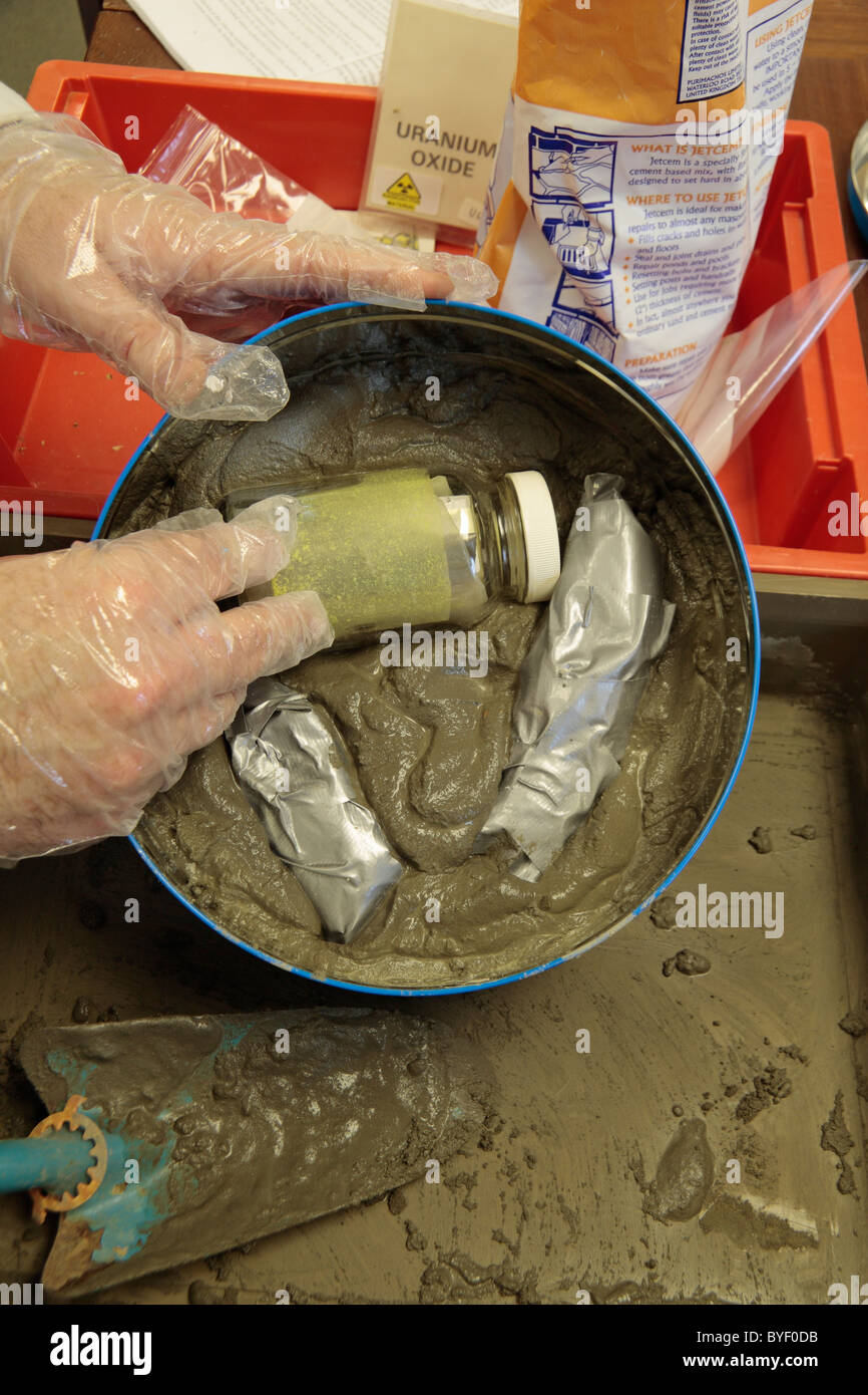 What Does Radioactive Material Look Like Removeing Radioacitve